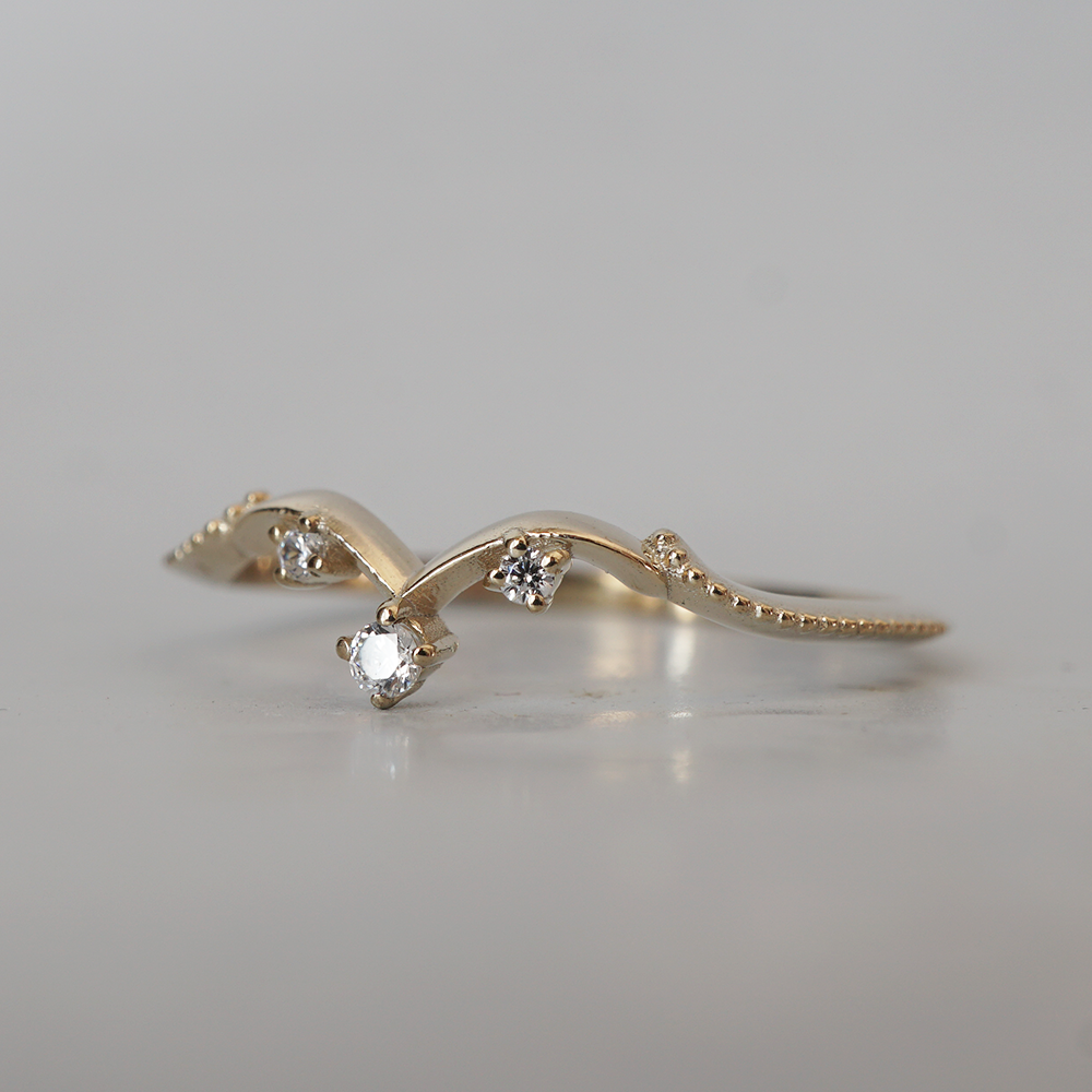 Eclipse Diamond Ring – Sea of Gems